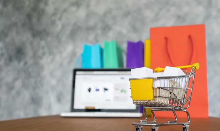 Marketplace Adalah: Pengertian, Manfaat, Jenis dan Contohnya